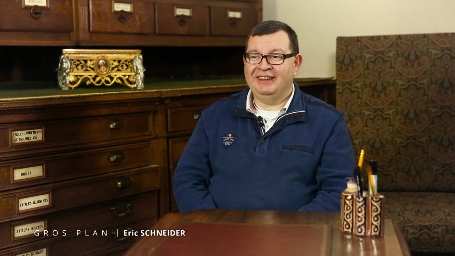 Abbé Éric Schneider, archiprêtre de Bitche - Mosaik Cristal