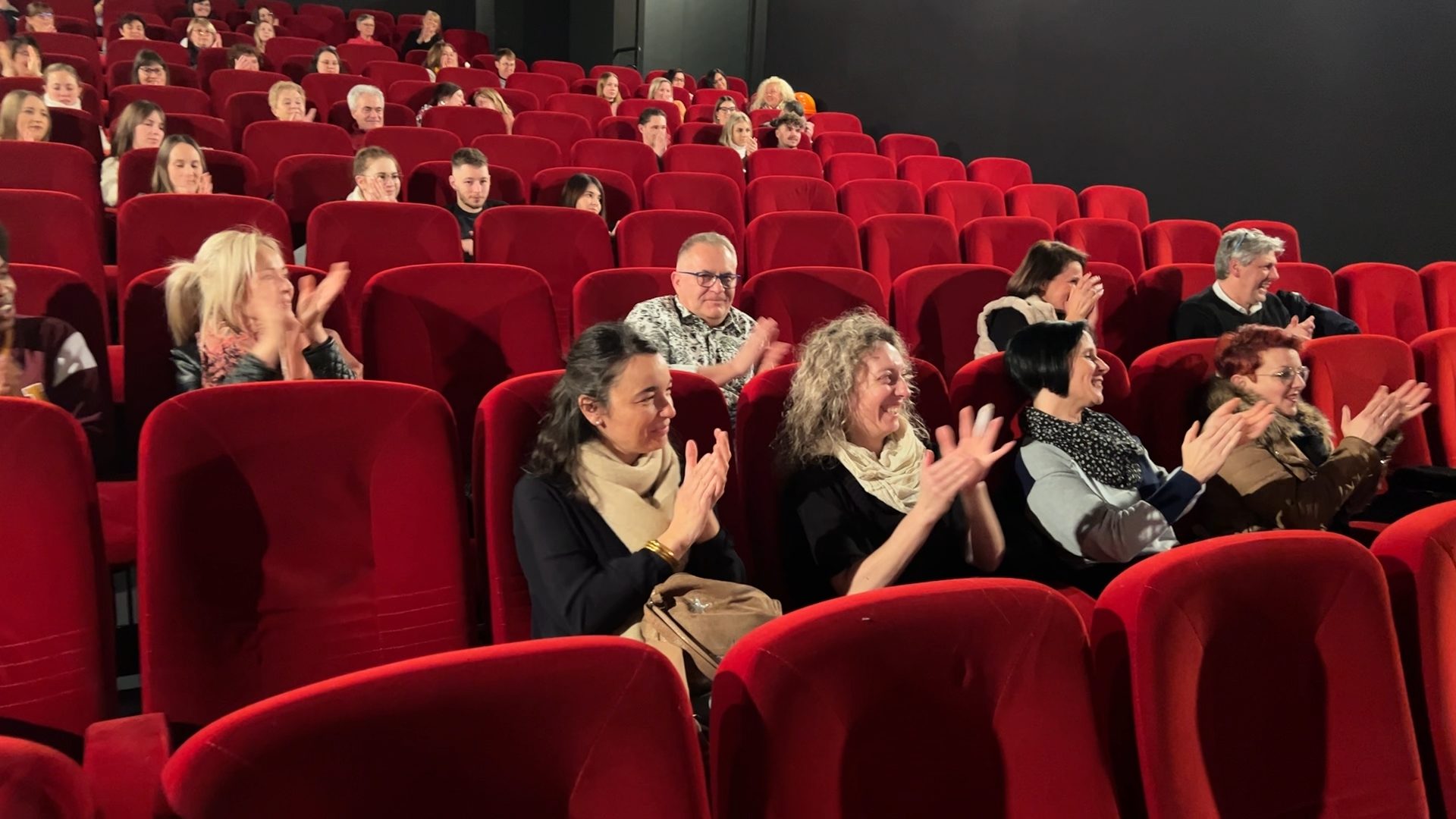 « Sage-homme », un débat après la projection du film - Mosaik Cristal