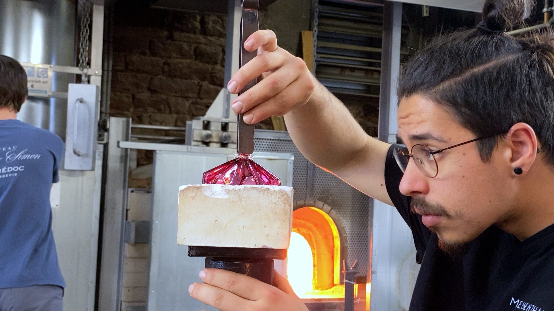 L’organisation de la fabrication de la boule “Stella” - Mosaik Cristal